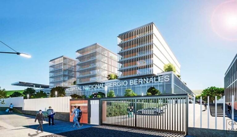Nuevo hospital Sergio Bernales en marcha